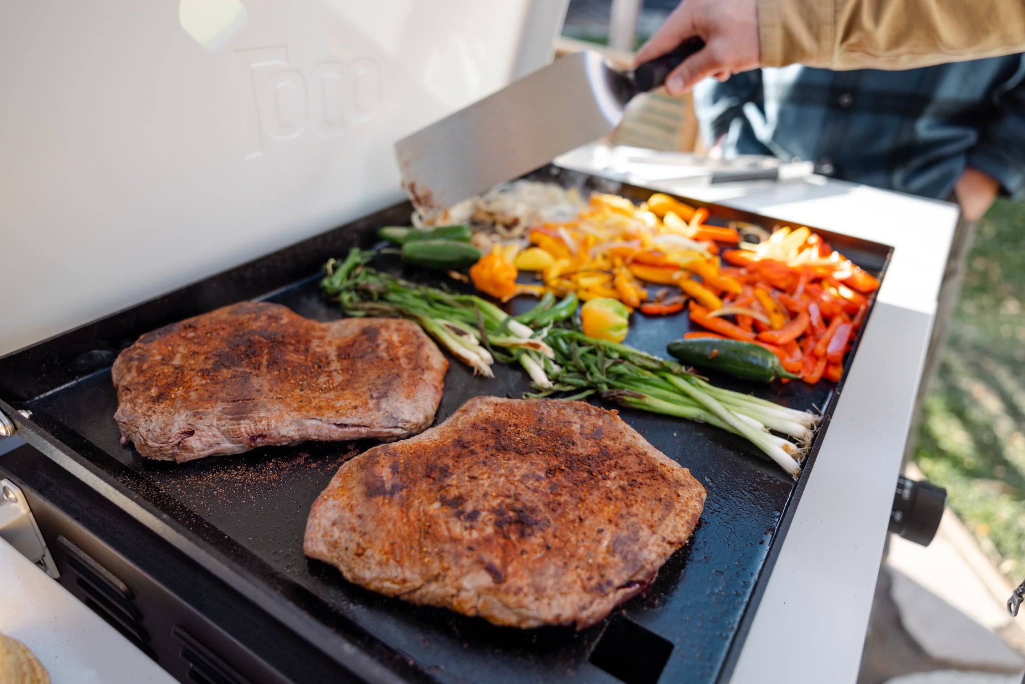 26” 2-Burner Classic SmartTemp Griddle – LoCo Cookers